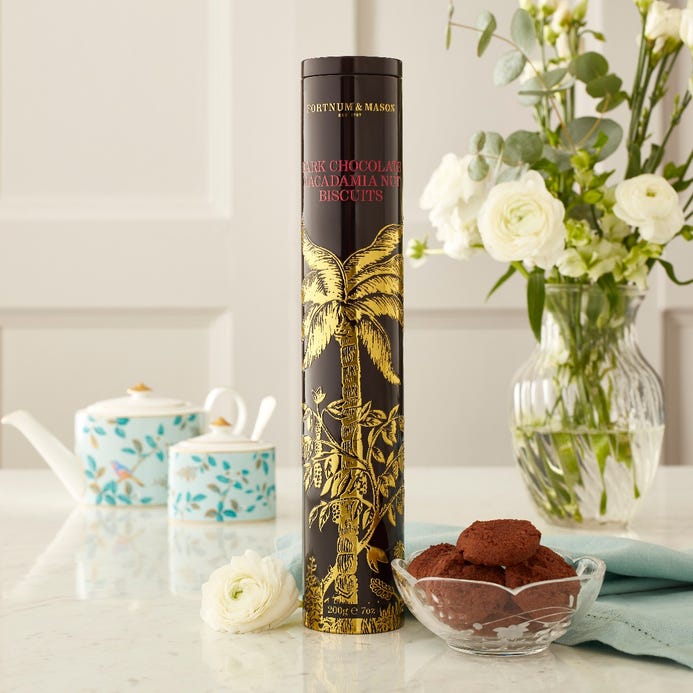 Fortnum & Mason FORTNUM & MASON Dark Chocolate Macadamia Nut Biscuits ...