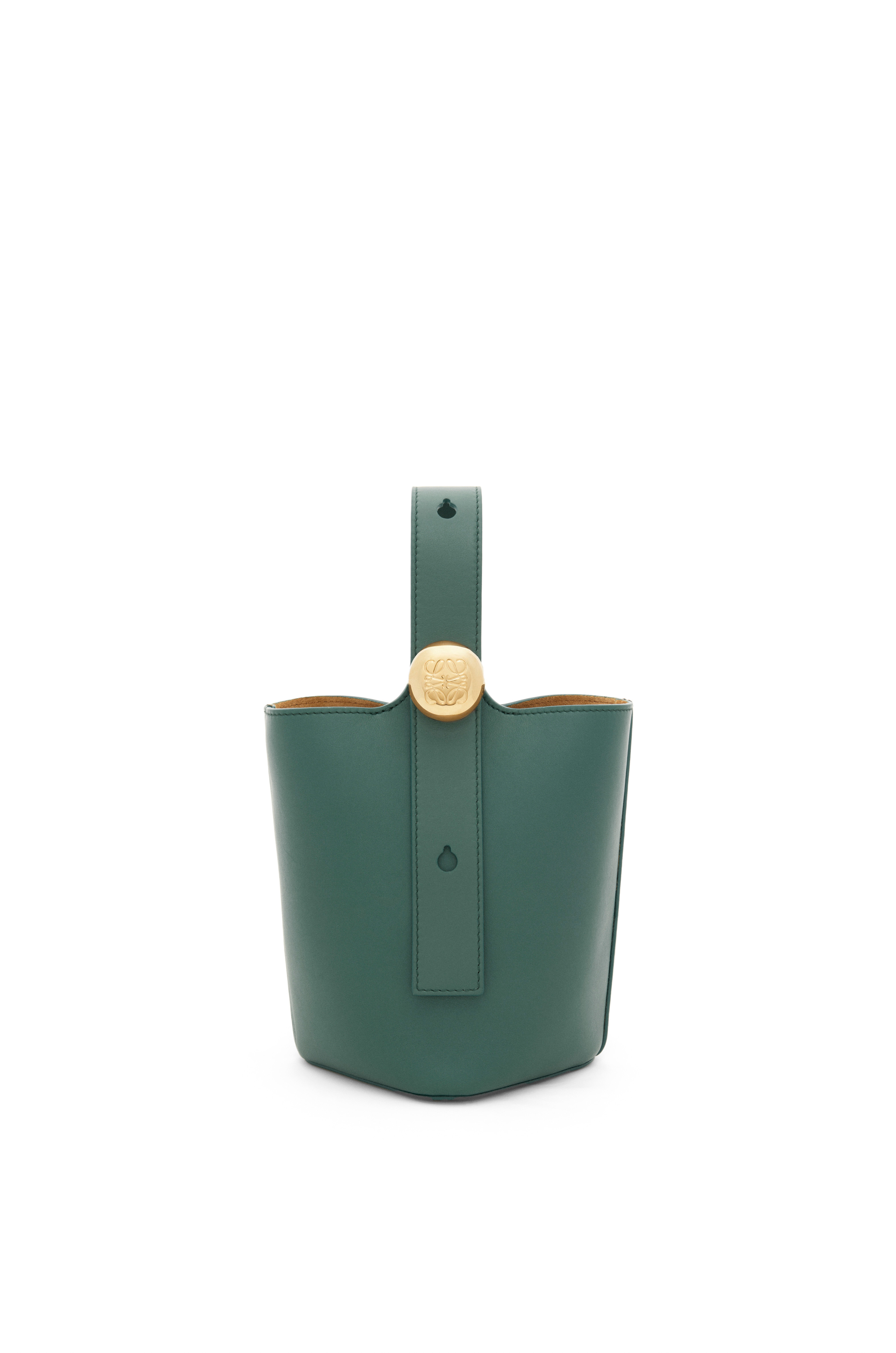Loewe PEBBLE BUCKET MINI Shoulder | Heathrow Reserve & Collect